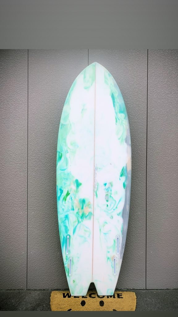 Quad fish 5’8 - The BeHiNDS 九十九里片貝サーフショップ